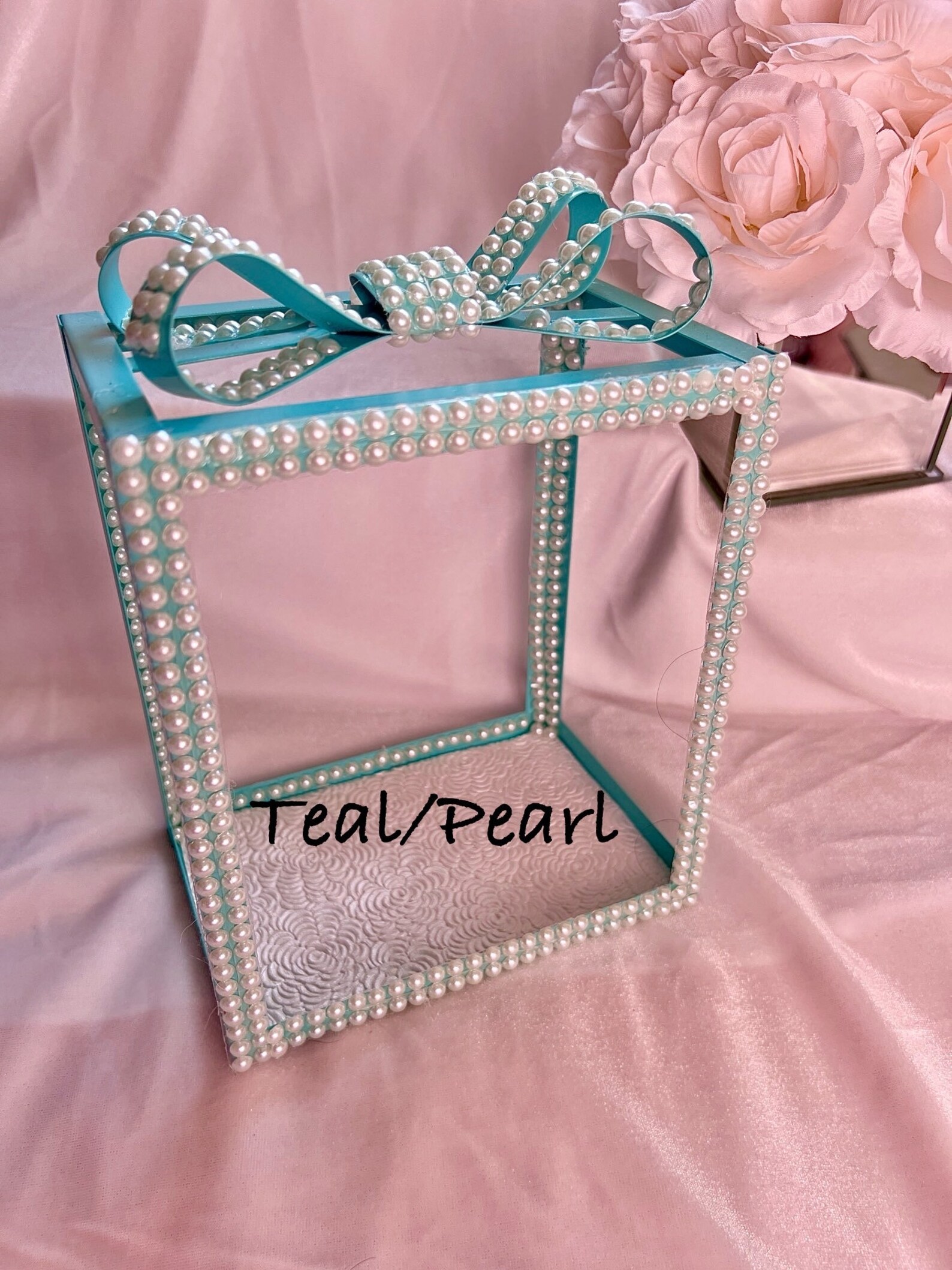 Custom Luxury Gift Display Box - Etsy