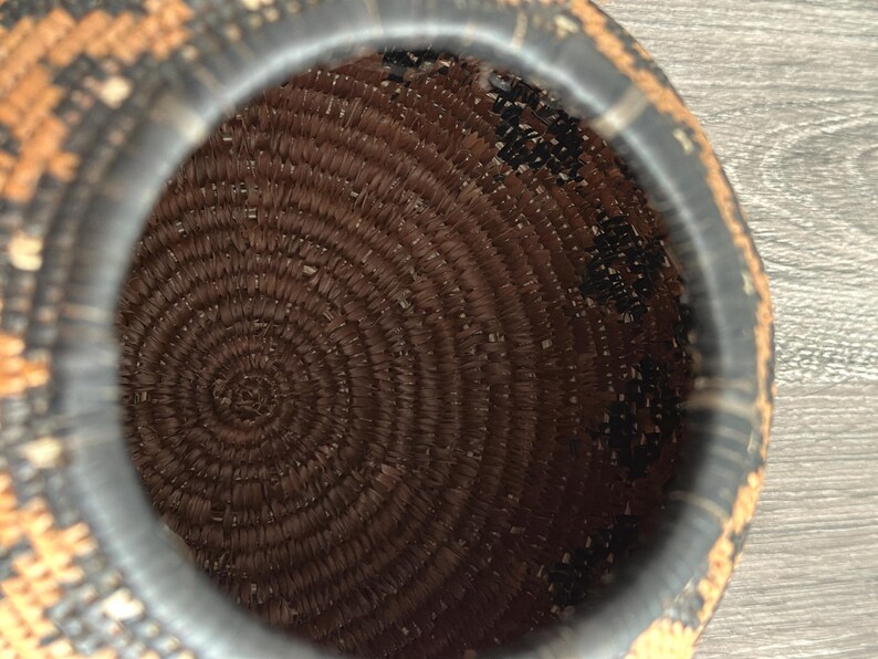 African Traditional Zulu Basket Ukhamba Beer Double Diamond Married ...
