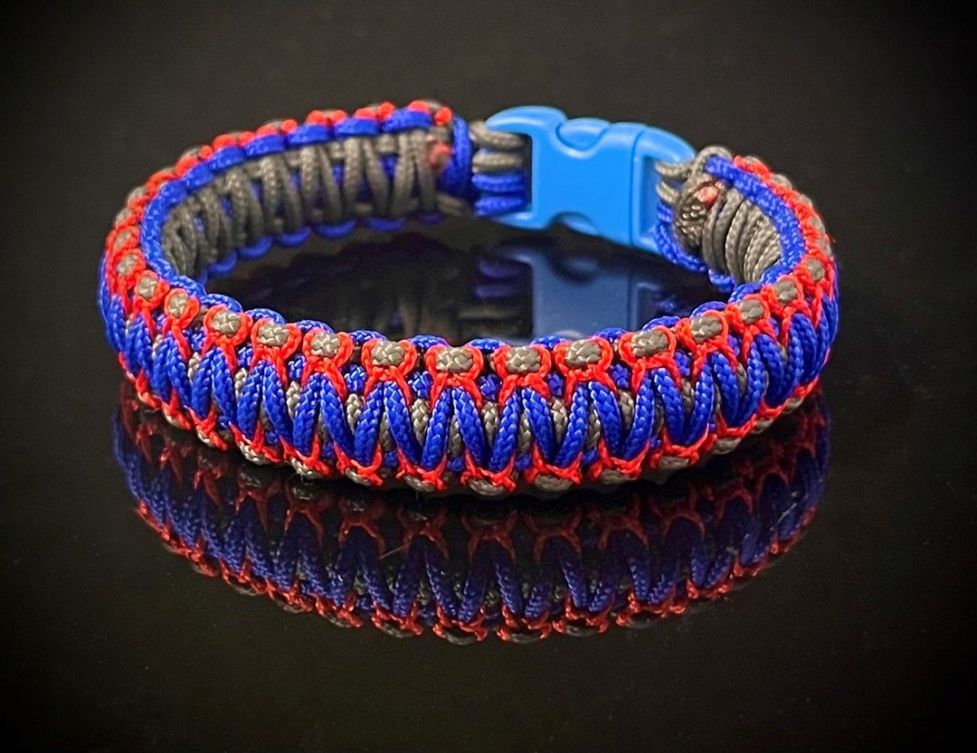 Mini King Cobra Paracord Bracelet: Type 1, Plastic Buckle - Etsy