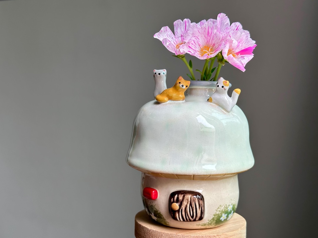 Handmade Cat House Vase,ceramic Cat Cottage,cat-themed Home Decor ...