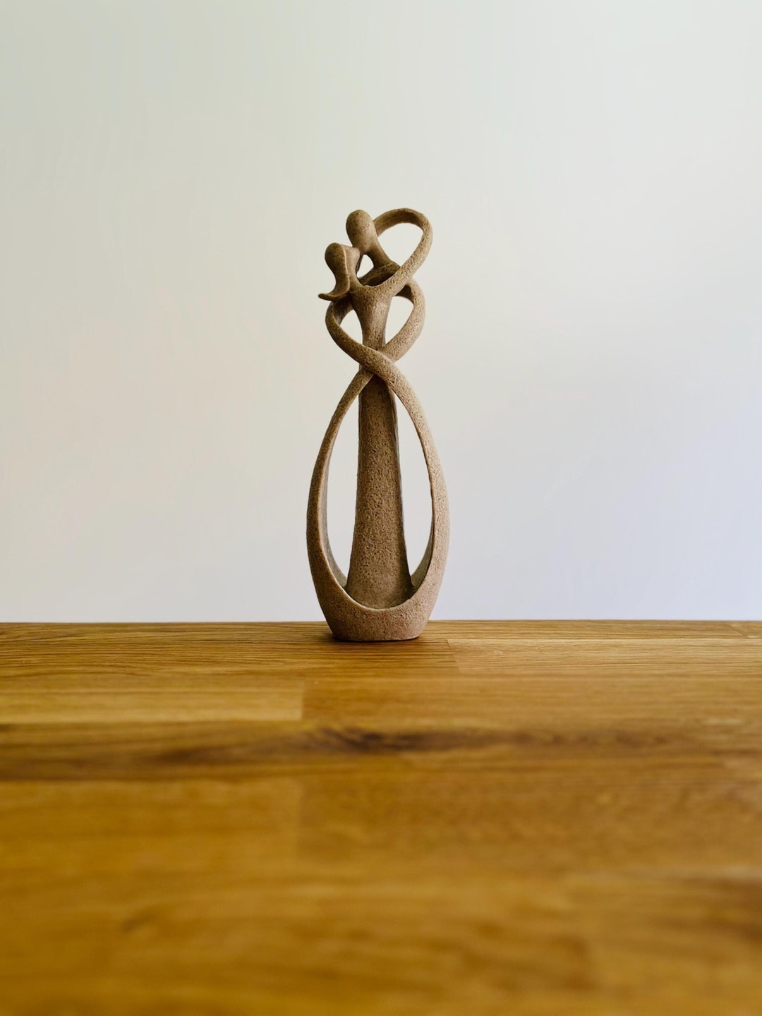 Embracing Sculptures – Abstract Character Statue for Bookshelf, Living ...
