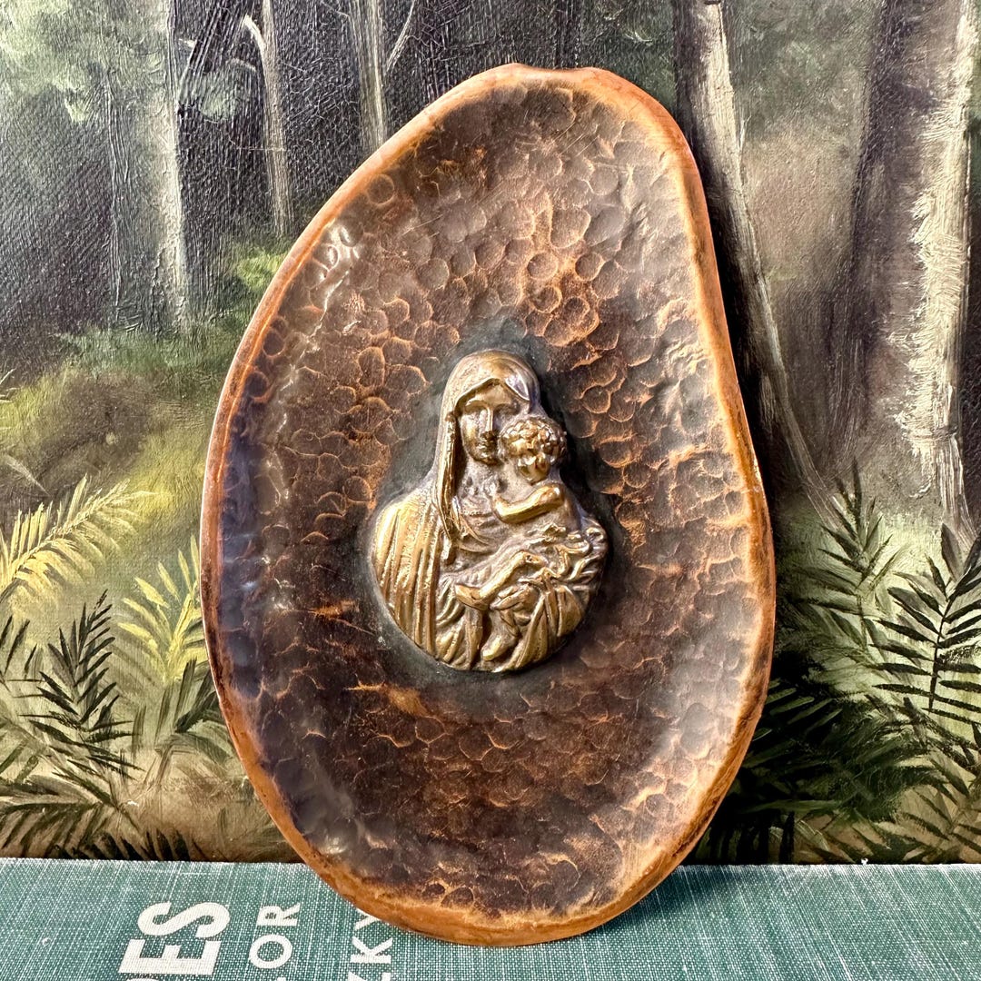 Vintage Hammered Copper Virgin Mary and Baby Jesus Wall Plaque - Etsy