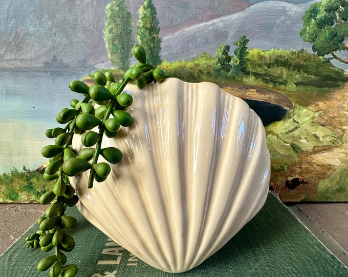 Vintage Pale Yellow Scallop Clam Shell Vase Planter, Yellow Ceramic ...