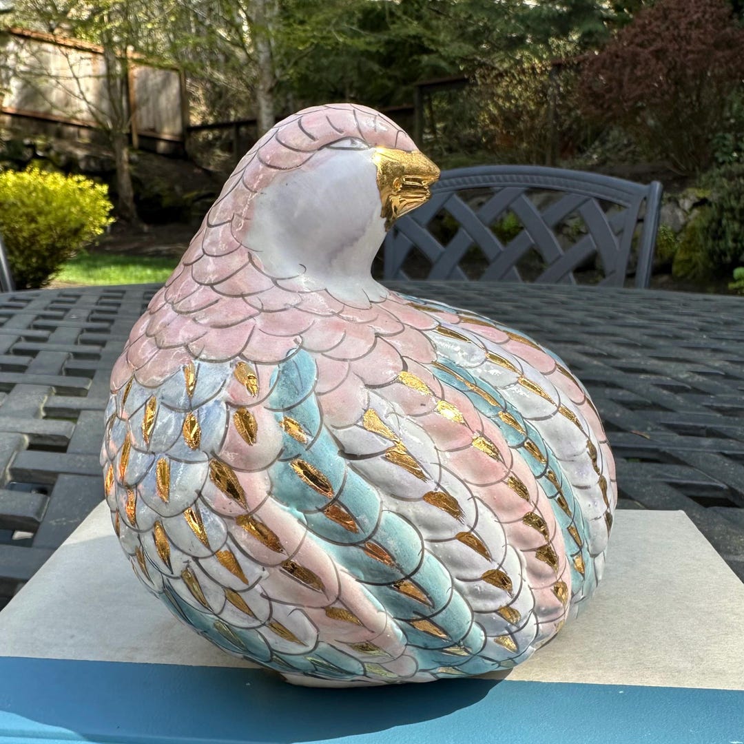 Vintage Toyo Pastel Quail Figurine, Gold Accents, MCM Bird Decor - Etsy