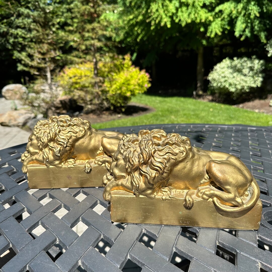 Pair of Stunning Vintage Plaster Chippy Gold Painted Lion Statues ...