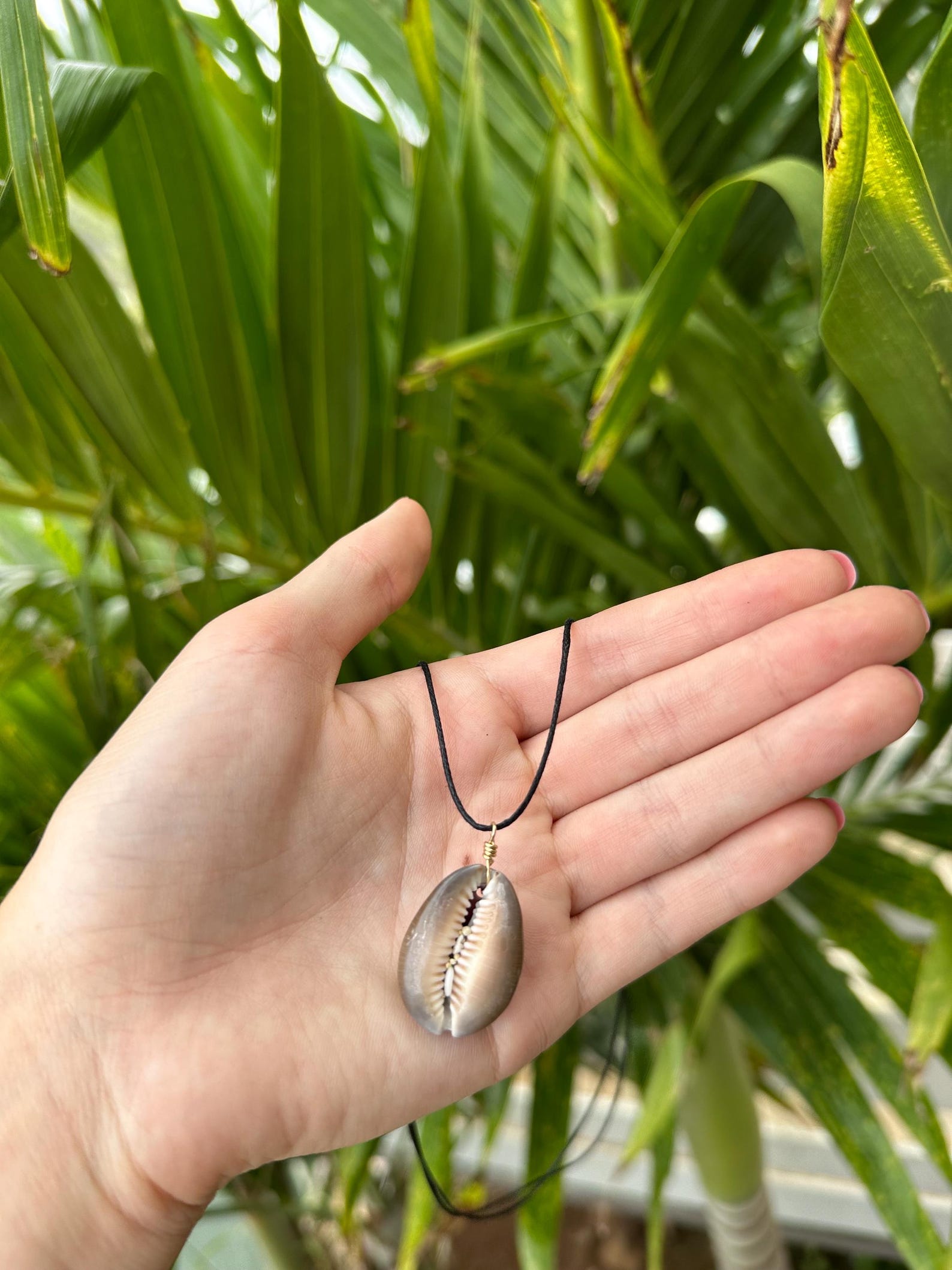 Made to Order: Adjustable Rope Hawaiian Cowrie Shell Necklace - Etsy