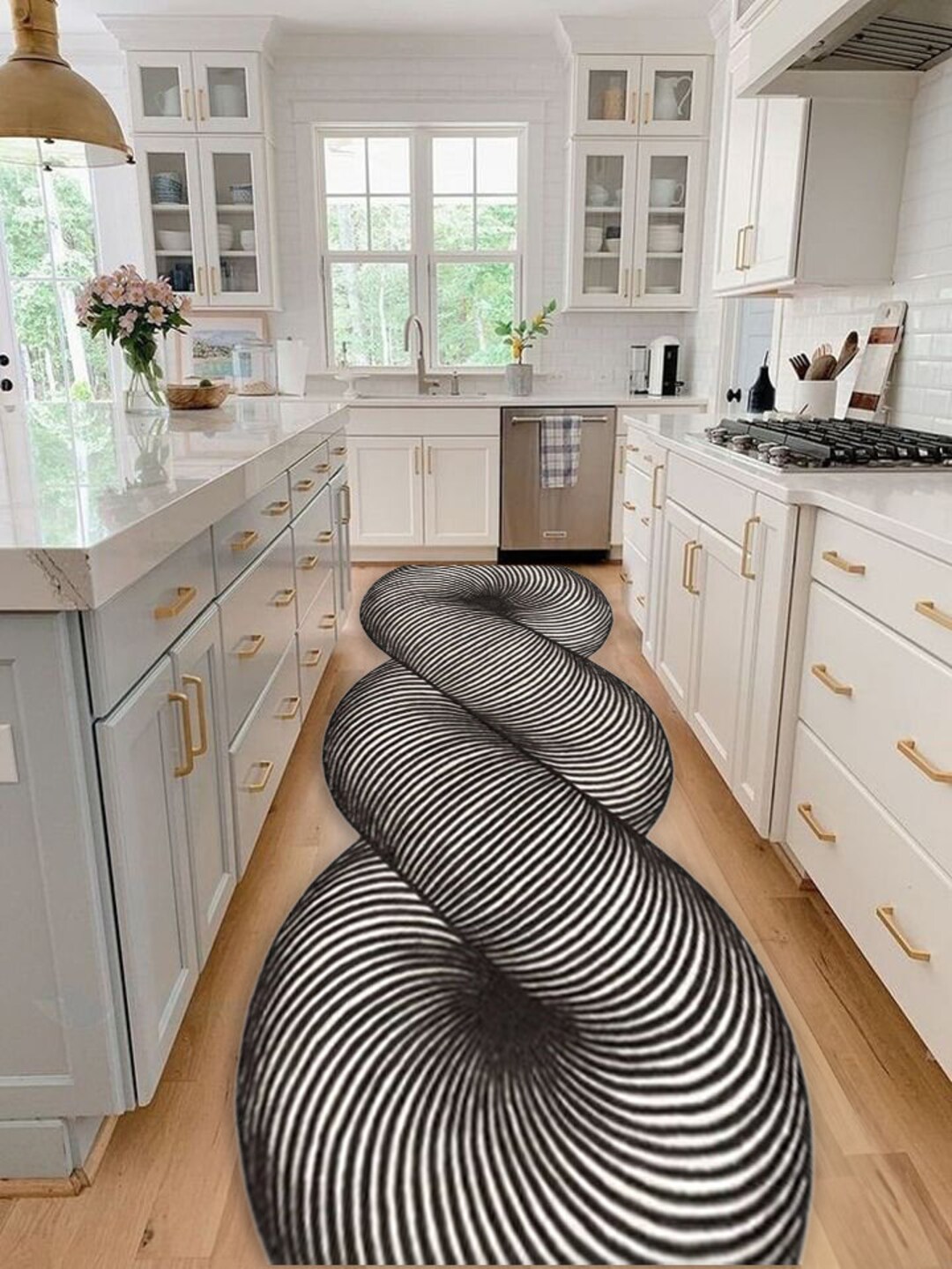 Illusion Pattern Wool Rug Hand Tufted Black and White Design, Irregular ...