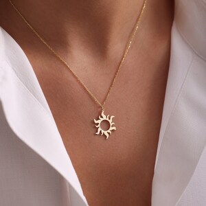 Dainty Gold Sun Pendant Necklace: 925 Sterling Silver - Etsy