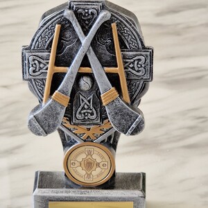 Personalised 14 Cm Crossed Hurls GAA Hurling Trophy With GAA Crest ...