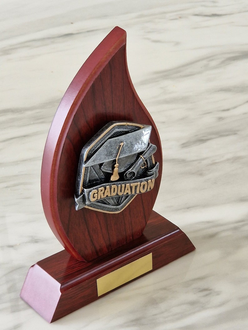 Personalised 19cm Polished Mahogany Graduation Plaque Trophy With 3D ...