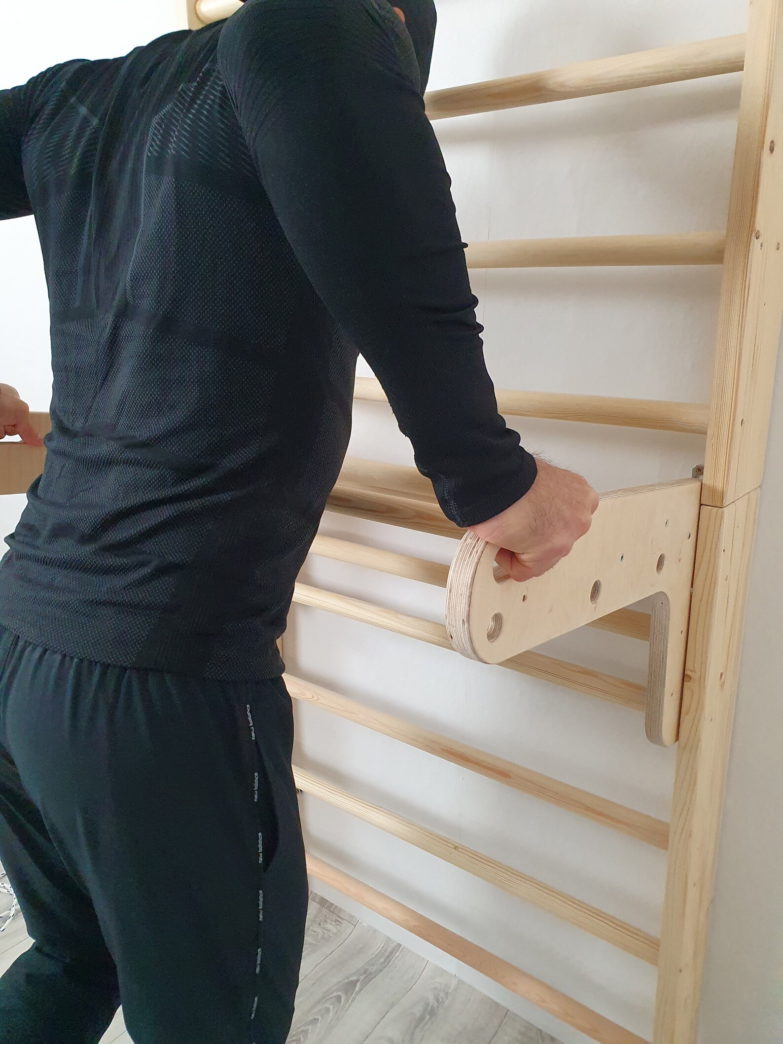 Wooden Stall Bars Adjustable Pull up Bar, Wall Bars Stall Bars Mounted ...