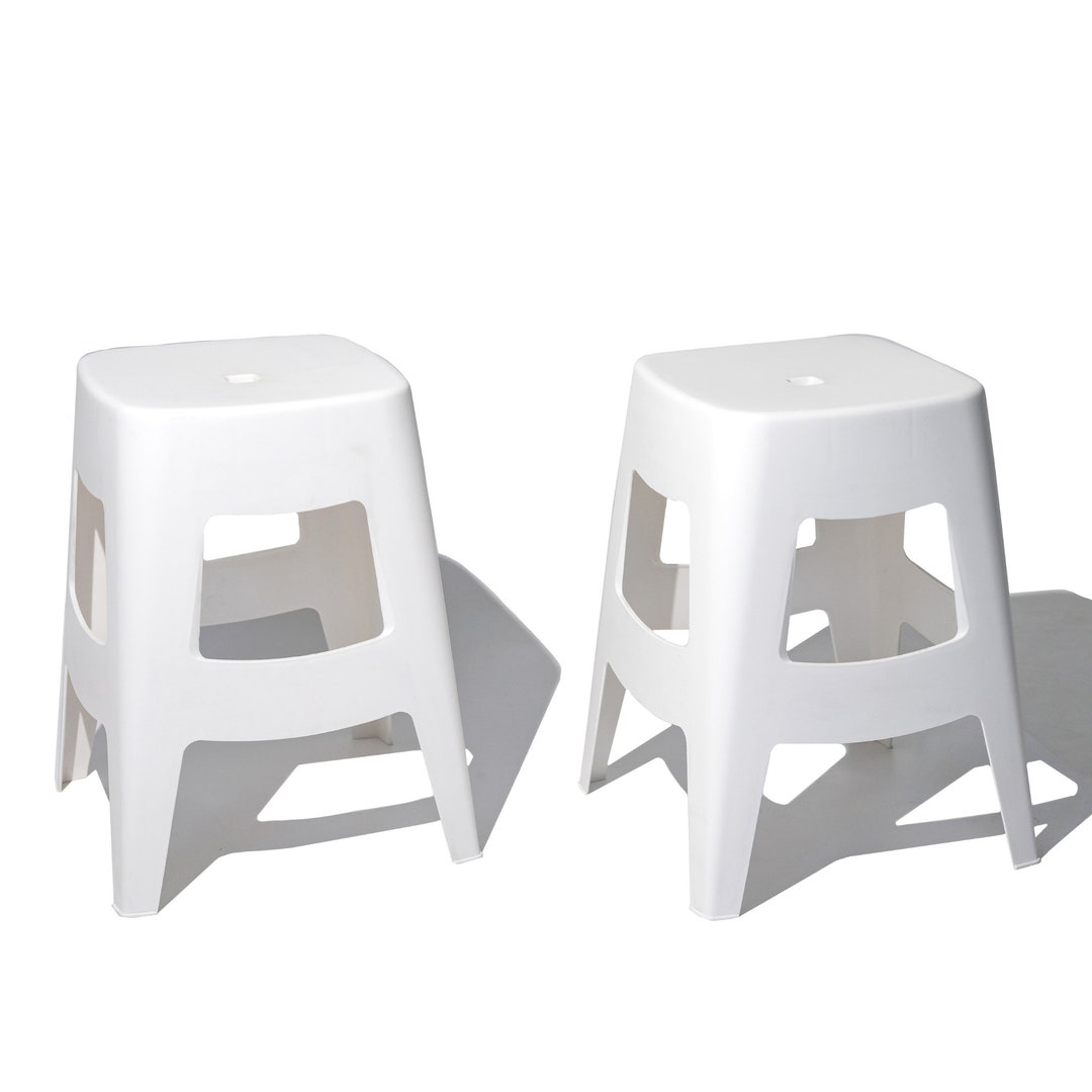 2 Pack Plastic Stools for Sitting 19.3" - Kitchen Stools, Outdoor ...