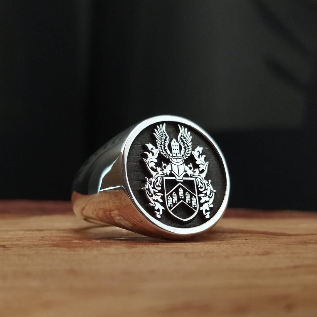 Custom Family Crest Signet Ring Chunky Gold Men's Pinky - Etsy Canada