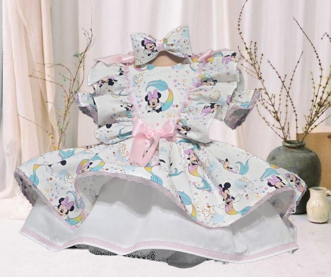 Beautiful Minnie Mouse Dress With Matching Hairbow - Puffball Dress ...