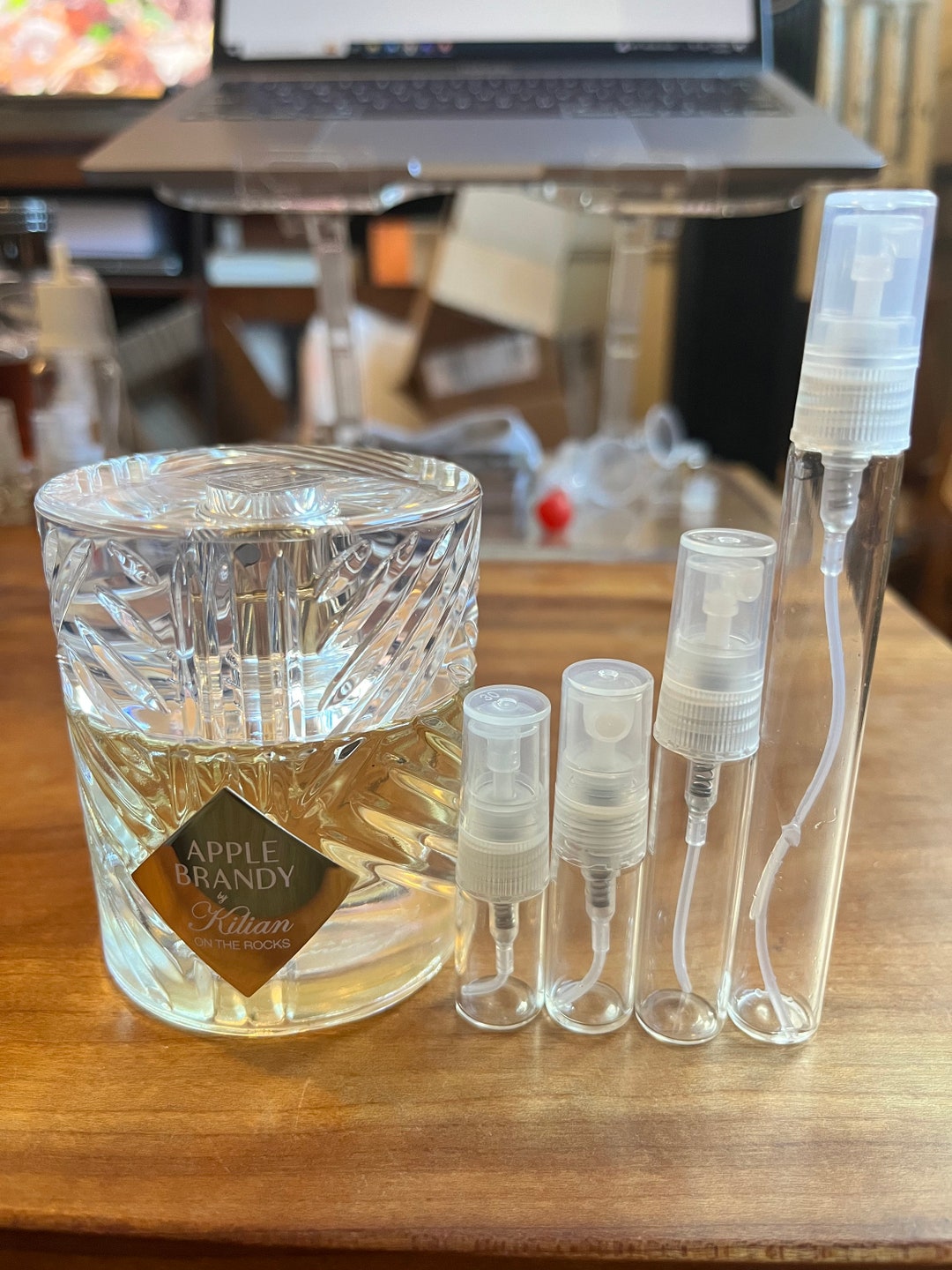 APPLE BRANDY on the Rocks by Kilian 2ML, 3ML, 5ML and 10ML Glass Decant ...