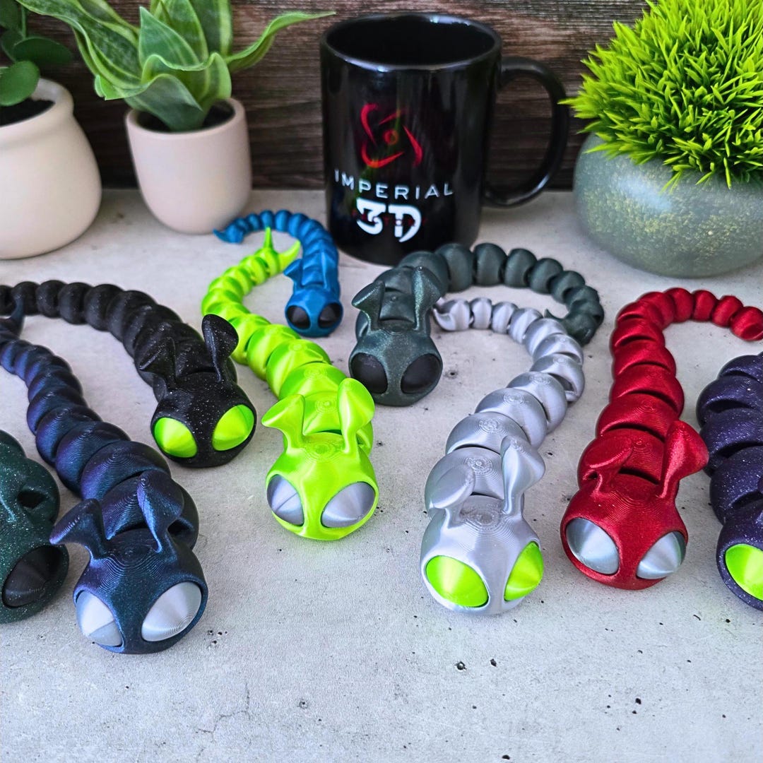Alien Space Slug | 3D Printed Articulated Fidget Toy | Metallic ...