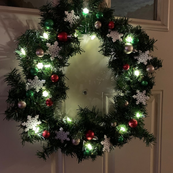Snowflake Wreath - Etsy
