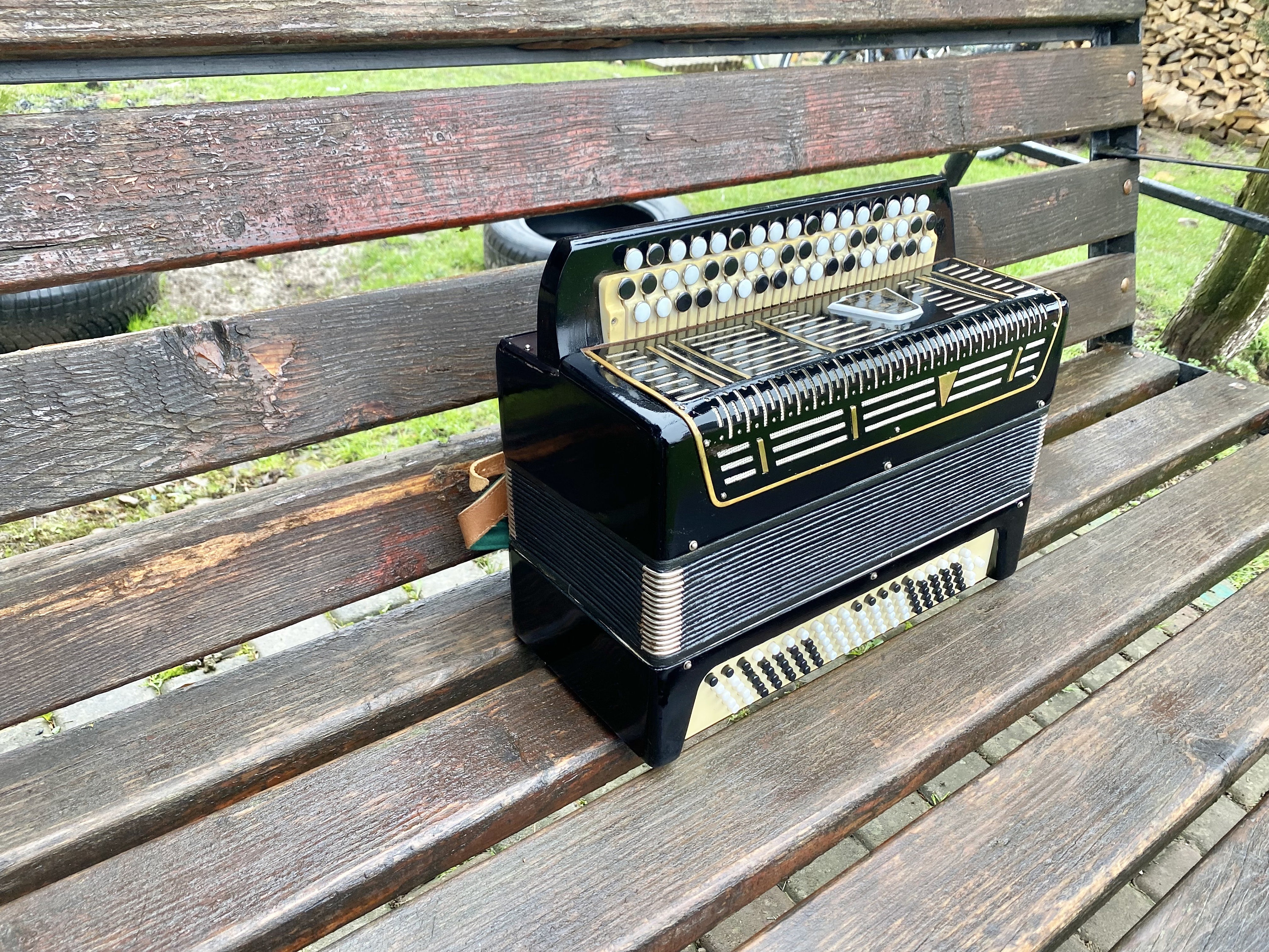 Russian Bayan Sarmat Sarmat Button Accordion 100 Bass Chromatic