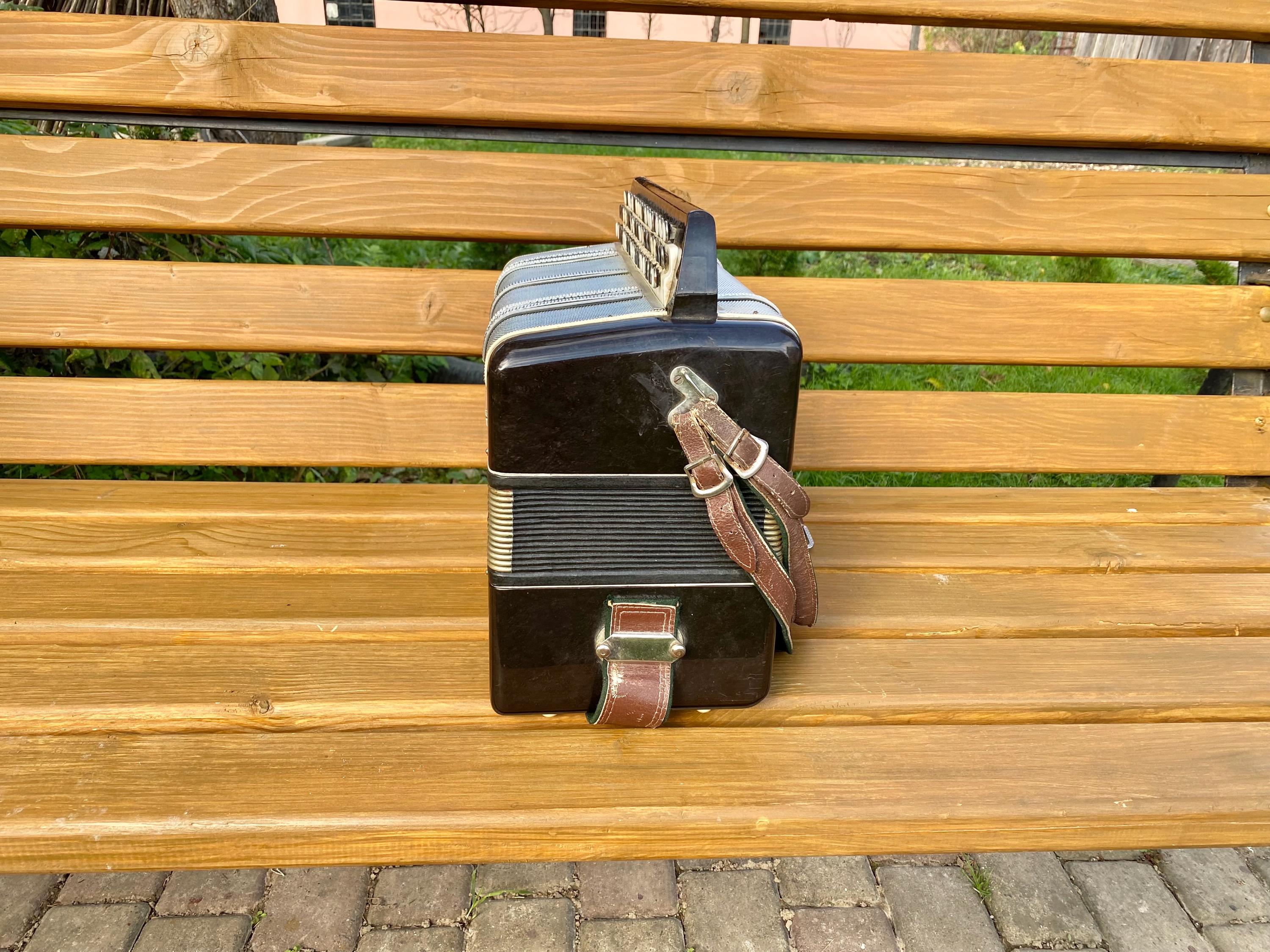 Russian Bayan Kungur 3 Rows 100 Bass, Chromatic Button Accordion ...