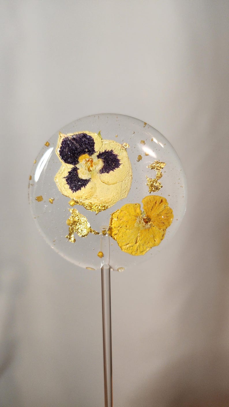 Edible Flower Lollipops With 24K Gold Leaf, Hand-made Confectionery ...