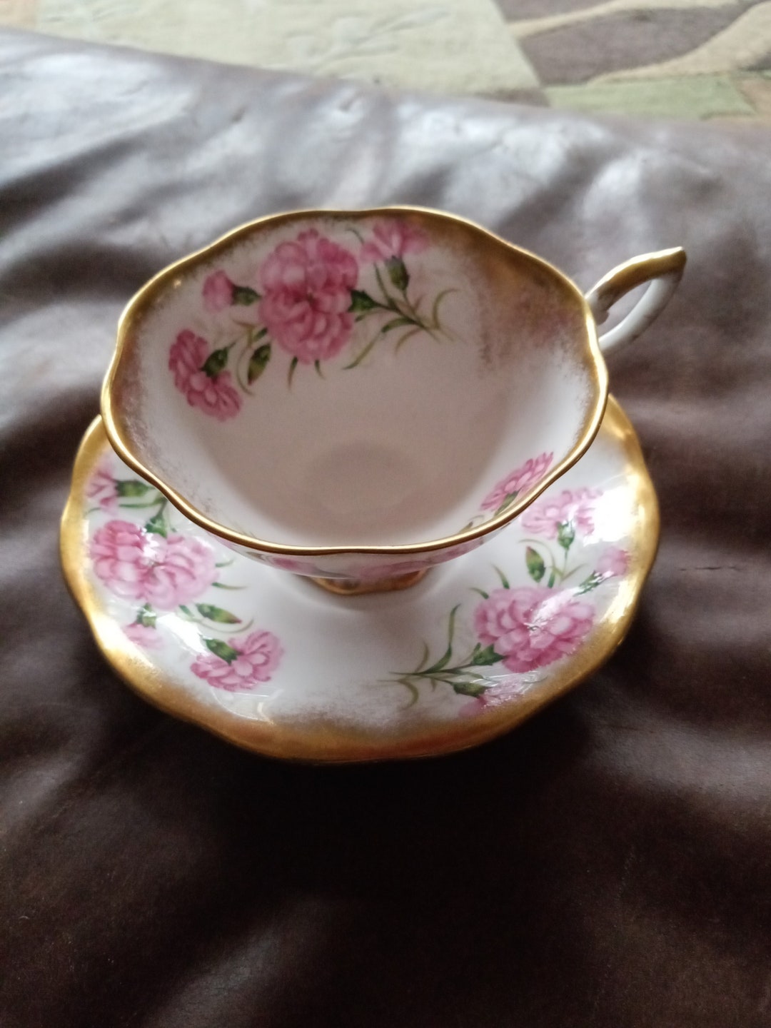 Royal Standard Bone China Carnation Tea Cup and Saucer - Heavy Gold ...