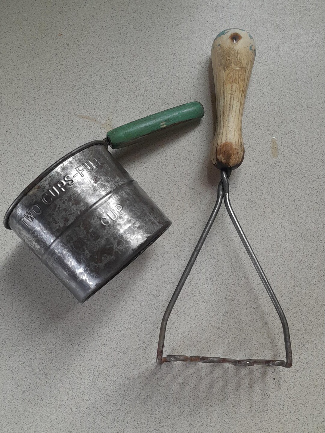 Vintage Kitchen Potato Masher and 2 Cup Flour Sifter - Etsy