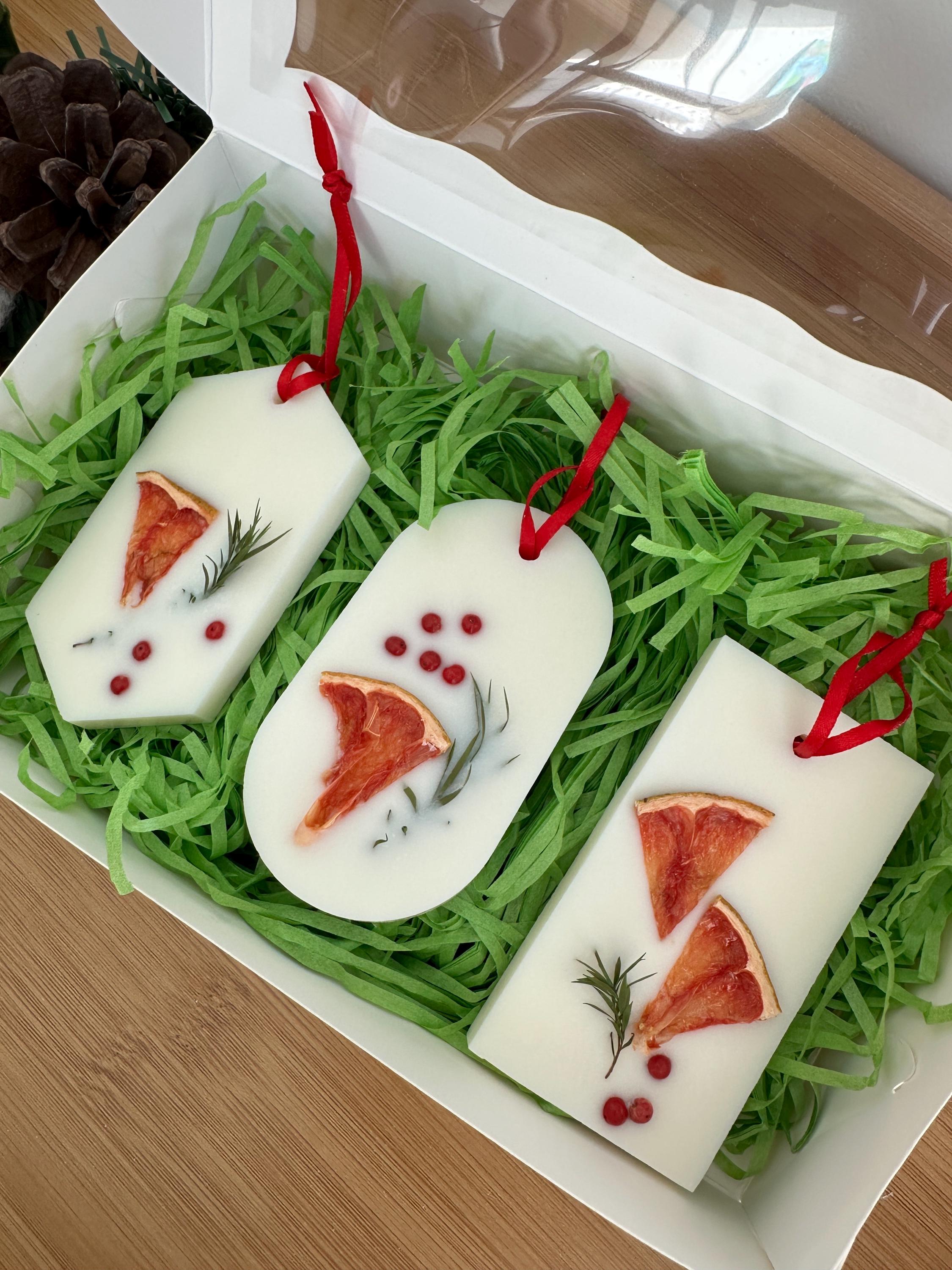 Citrus Wax Sachets With Dried Orange Rosemary, Christmas Closet ...