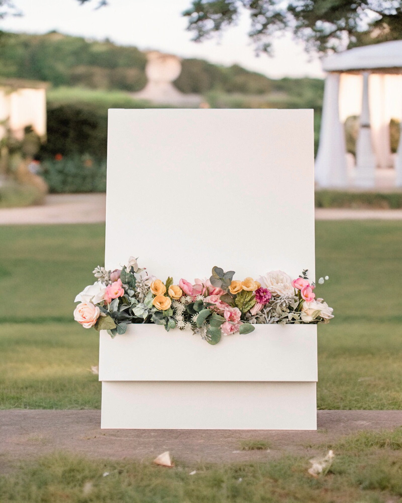 Flower Box Welcome Sign, Wedding Welcome Sign, Flower Box Personalized ...