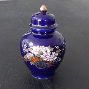 Vintage Small Japanese Porcelain Ginger Jars, - Etsy