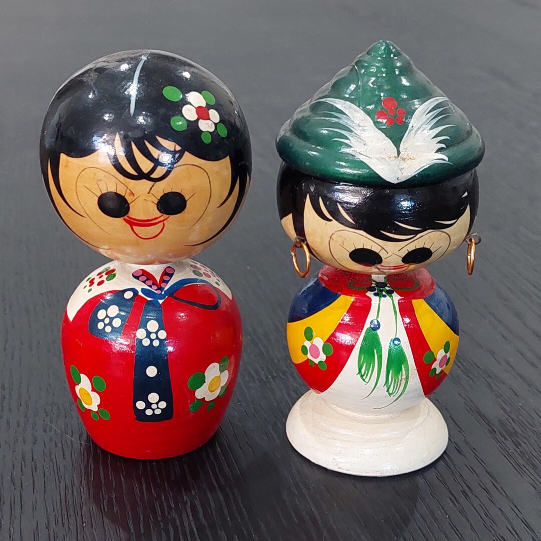 Vintage Pair of 2 Japanese Wooden Kokeshi Dolls With Bobble Heads - Etsy