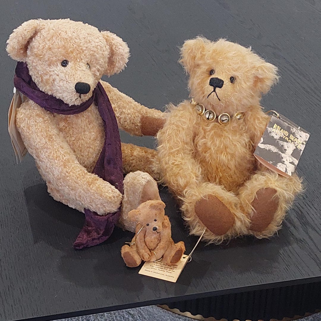 Vintage Limited Edition Collectible Bears, Thomas From Dilly Dally ...