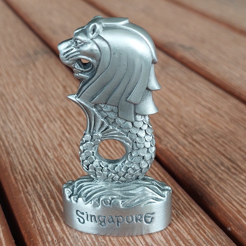 Singapore Merlion by Royal Selangor Pewter, Vintage 1960's, Paper ...