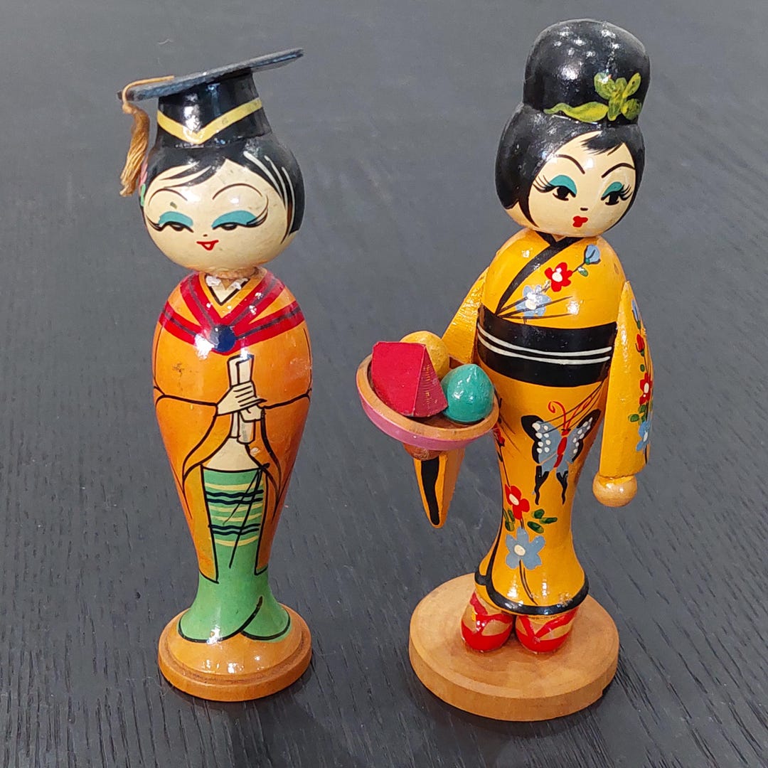 Vintage Wooden Japanese Bobble Head Dolls, Geisha and Graduate - Etsy