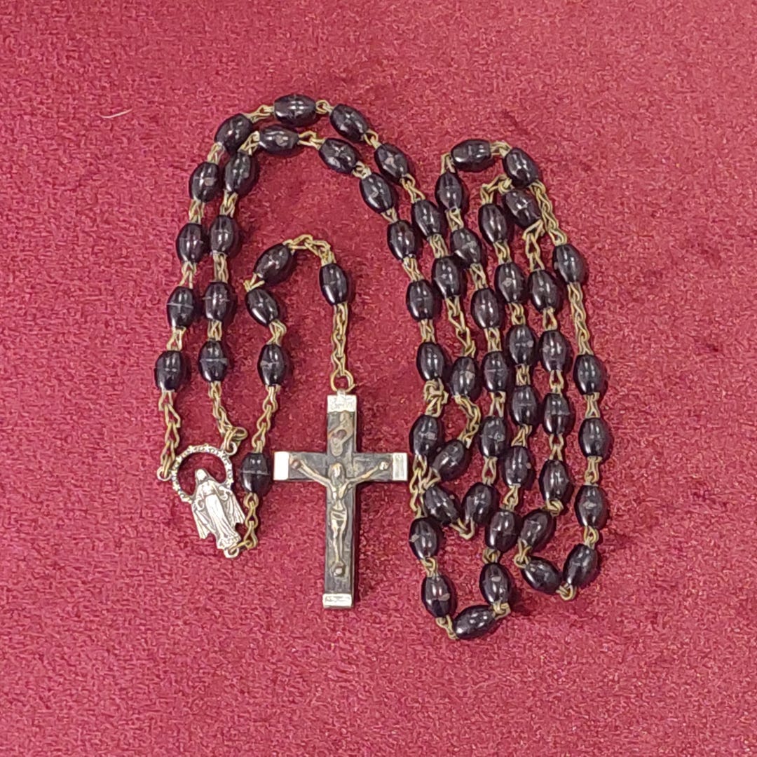 Vintage 1950's Black Rosary Beads, Crucifix, Prayer Beads, Religious ...