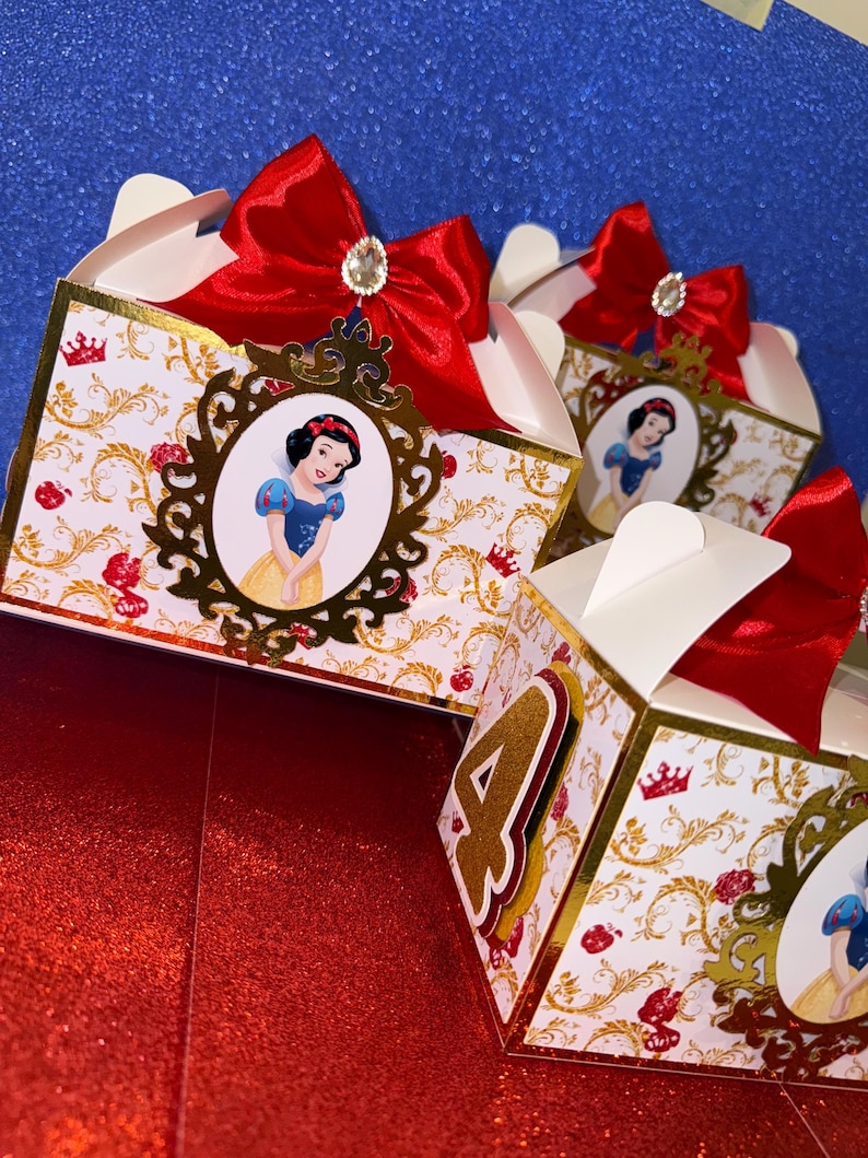Snow White Favor Boxes: Gable Candy Boxes, Blanca Nieves - Etsy