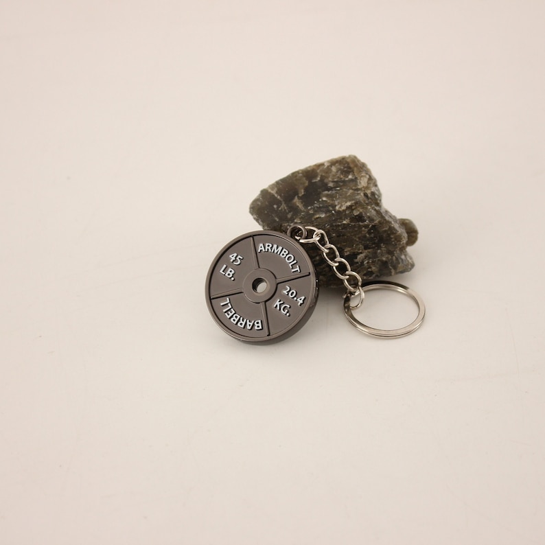 METAL Barbell Plate Keychain for Weightlifting, Gym, and Fitness Lovers ...