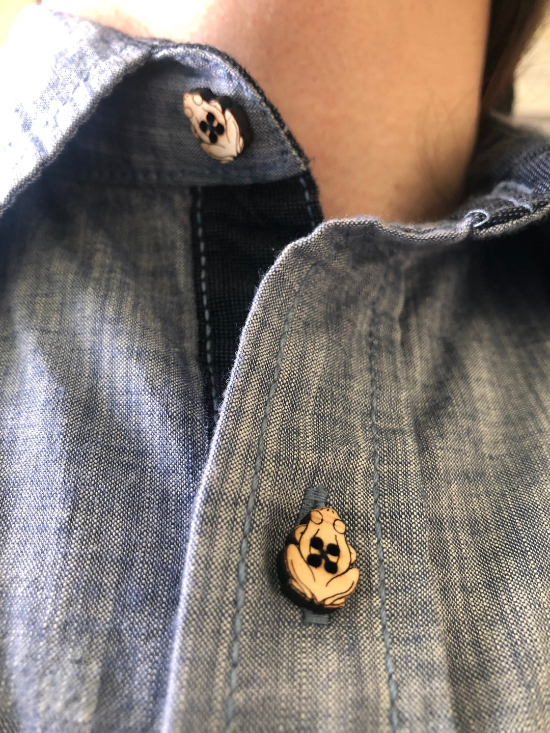 Wooden Frog Button - Etsy