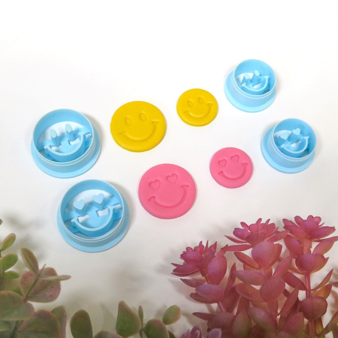 Smiley Face | Polymer Clay Cutter, Jewelry Cutter, Themed Cutters ...