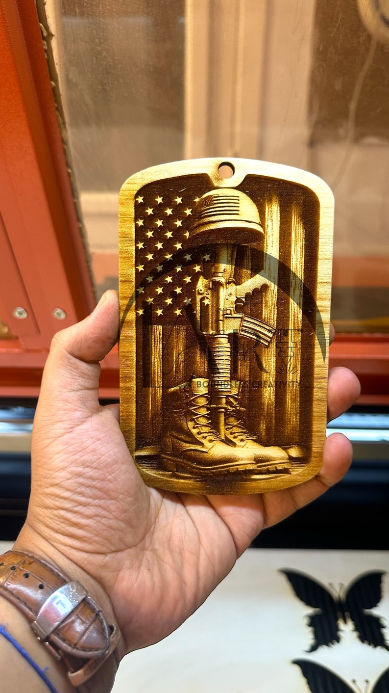 Fallen Soldier Memorial Dog Tag - 3D Laser Illusion Patriotic Engraving ...
