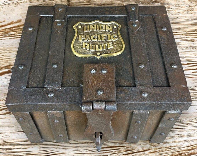 Union Pacific Route Iron Strong Box Chest With Antique Vintage Finish ...