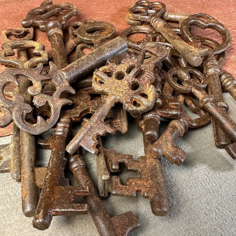 Antique Vintage Style 19th Century Iron Keys Assorted Lot of 25 - Etsy