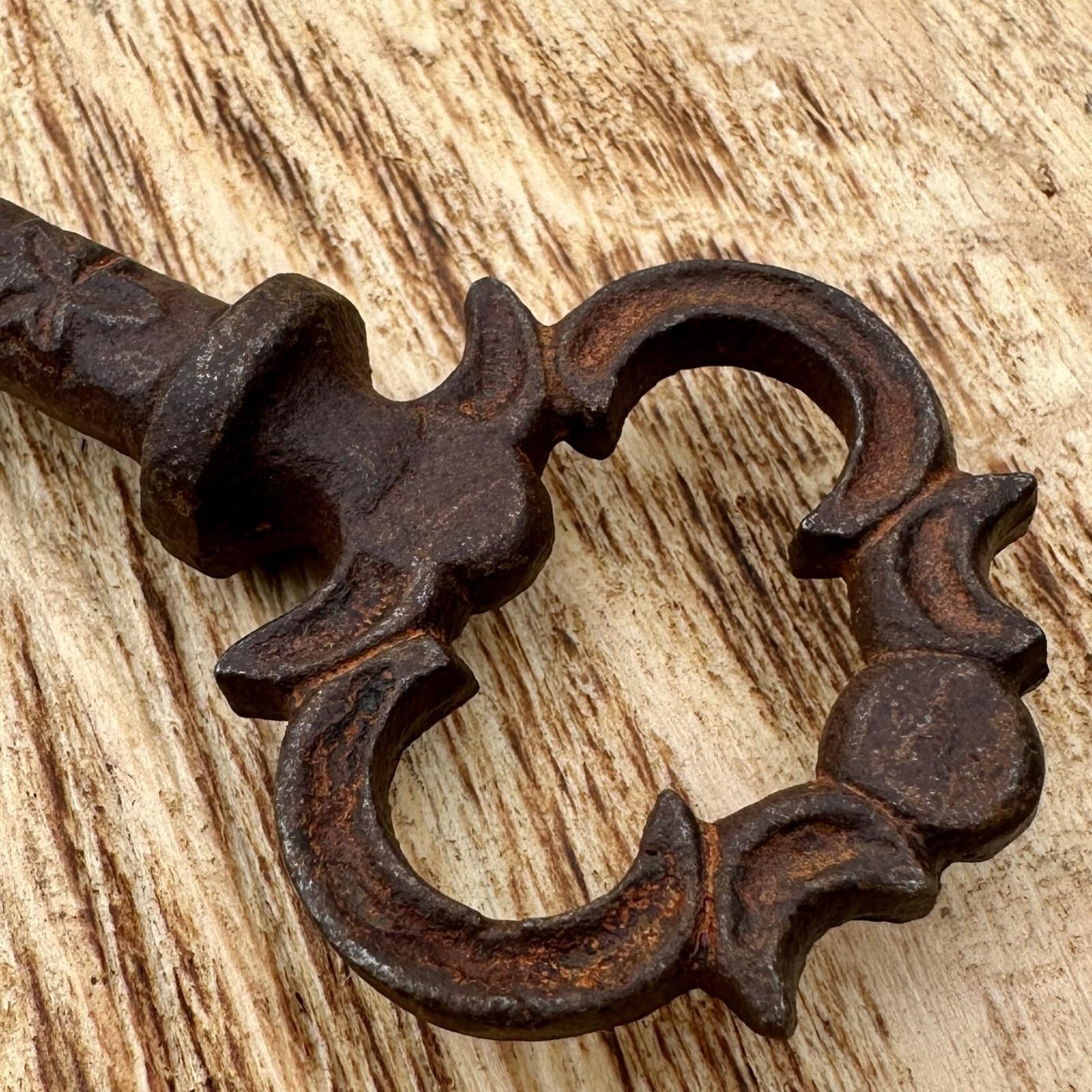 Victorian Mansion Cast Iron Skeleton Key 4" Ornate Detail Antique ...