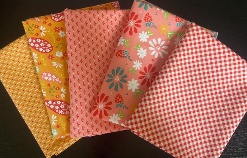 Raspberry Summer by Sherri and Chelsi for Moda. Bundle of 28 Fat ...