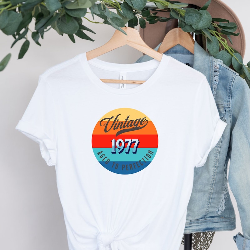 1977 T Shirt - Etsy