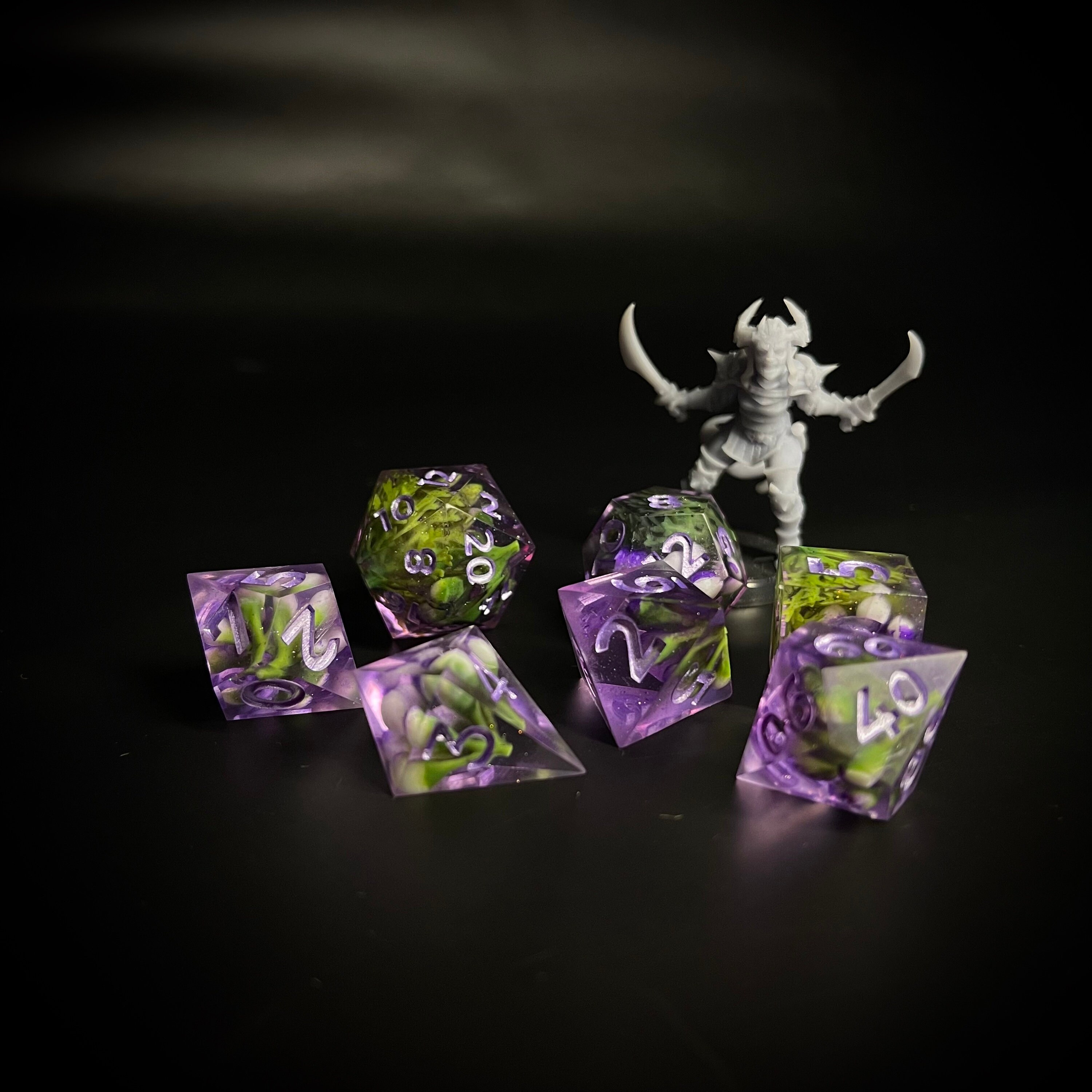 Syringa Dice Set for DND & Dungeons and Dragons Custom Core Dice With ...