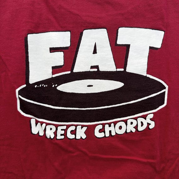 Fat Wreck Chords - RARE Vintage 1990s "logo" T-Shirt … - Gem
