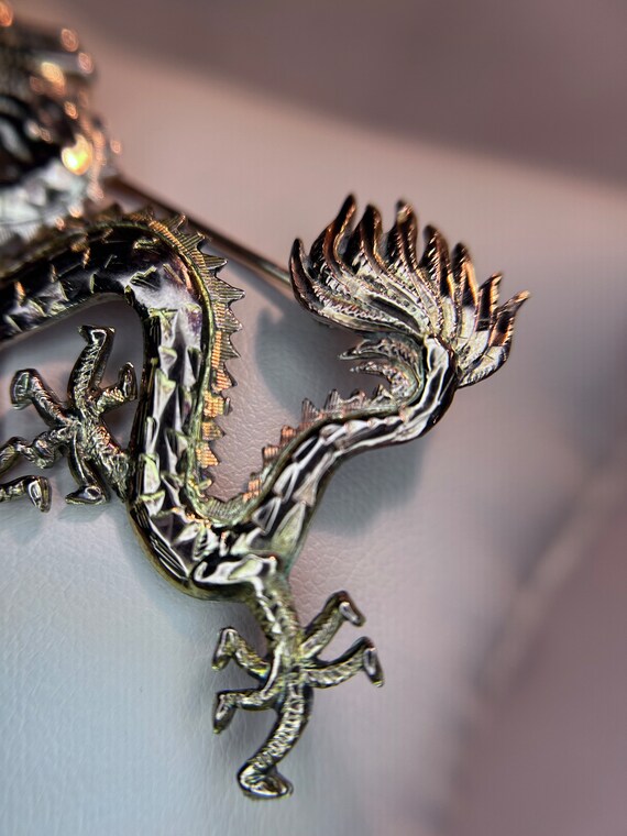 Vintage Chinese Zodiac Dragon Pin. - Gem