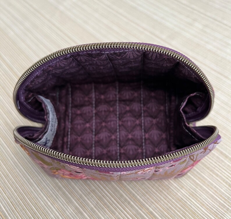 Clam up Zipper Pouch, Clam up Zipper Pouch Medium, Zipper Pouch - Etsy