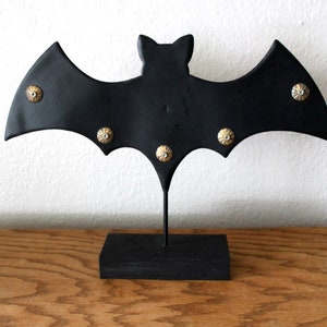 Metal Bat Table Decor-centerpiece-fledermaus-goth-caver-caverns-caves ...