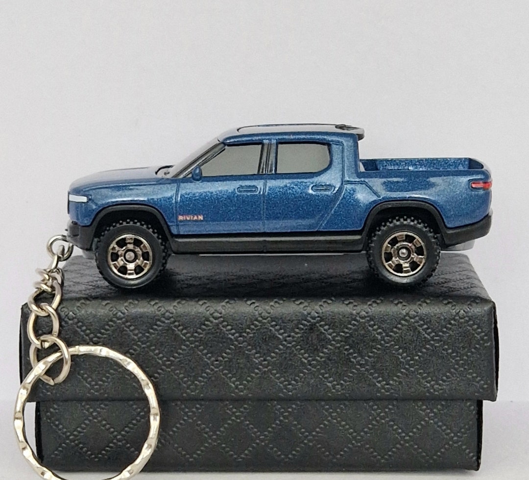 Rivian Pickup Truck Keyring - Etsy